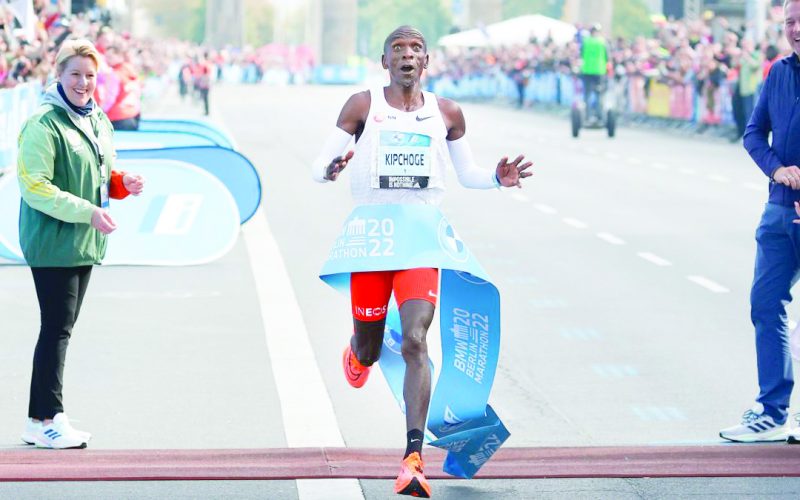 Eliud Kipchoge’s unique piece of street art unveiled in Berlin - People ...