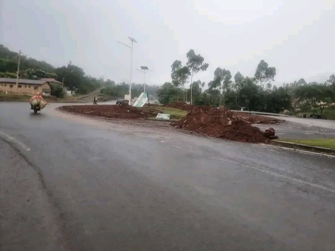 Kisumu Coptic roundabout demolished ahead of 26 crash victims’ mass ...