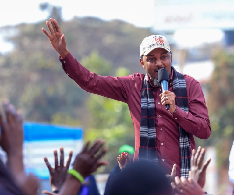 Karungo Thang’wa: Kenyan mothers, children remain undocumented and ...