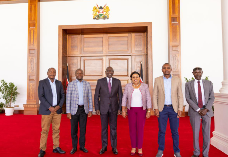 Ruto hosts Nyandarua leaders as he continues to woo Mt Kenya region ...